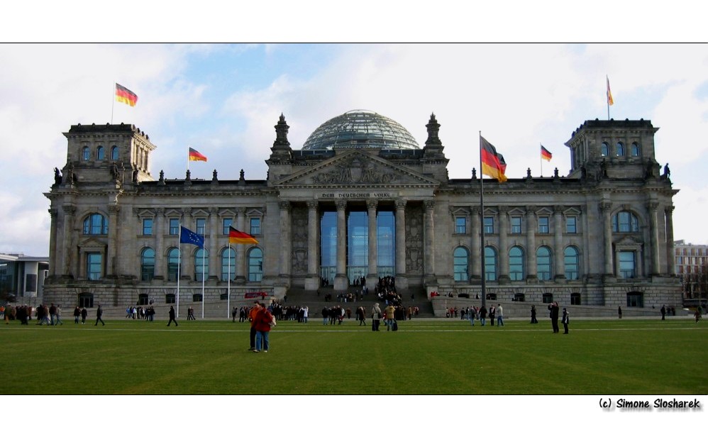 ~ Der Reichstag in Berlin ~ Foto & Bild | deutschland, europe, berlin ...