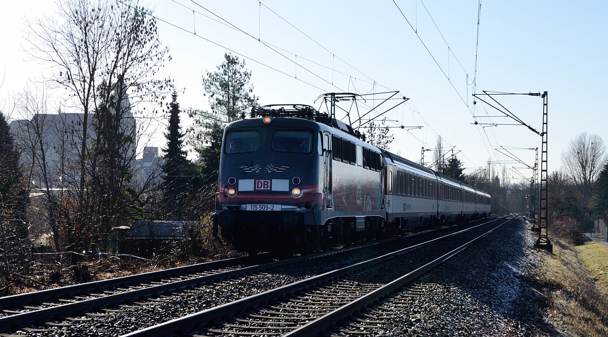 Der Rennwagen auf Schienen Foto & Bild | dampf-, diesel- und e-loks ...