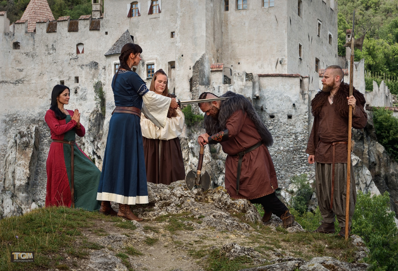 Der Ritterschlag Foto & Bild | fotomontage, szene, fantasy mystery ...