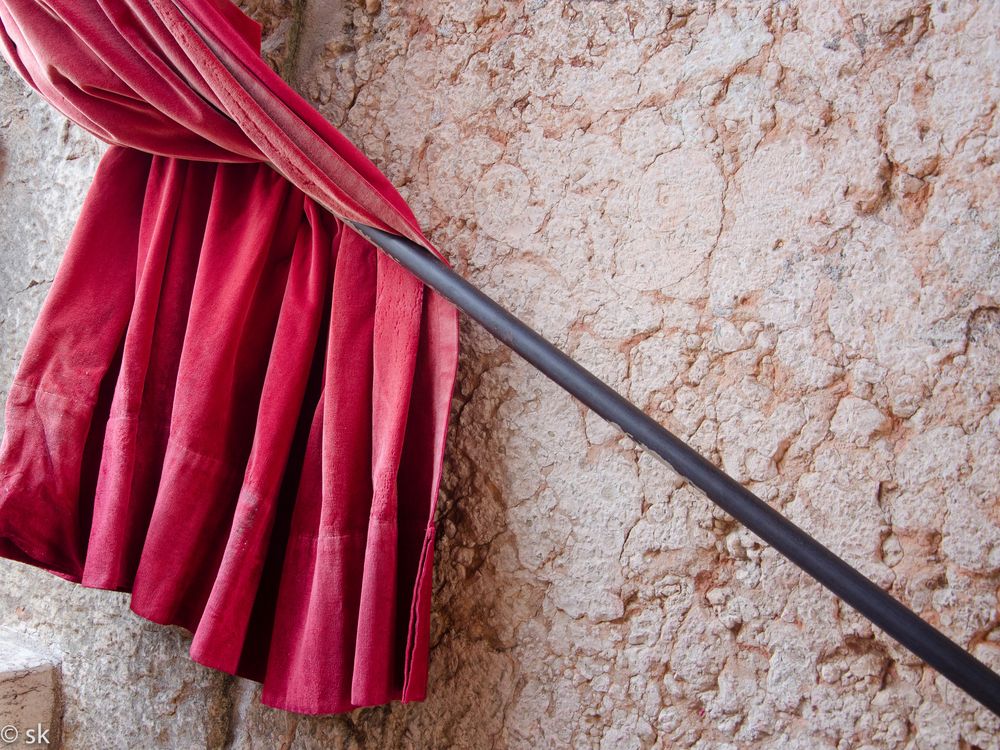 Der rote Vorhang I Foto & Bild | italy, red, rot Bilder auf fotocommunity