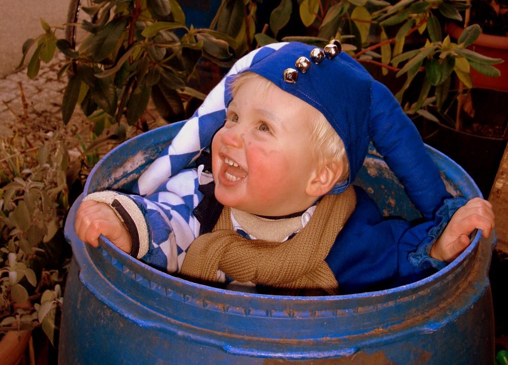 Der Schelm im Fass Foto & Bild | kinder, menschen Bilder auf fotocommunity