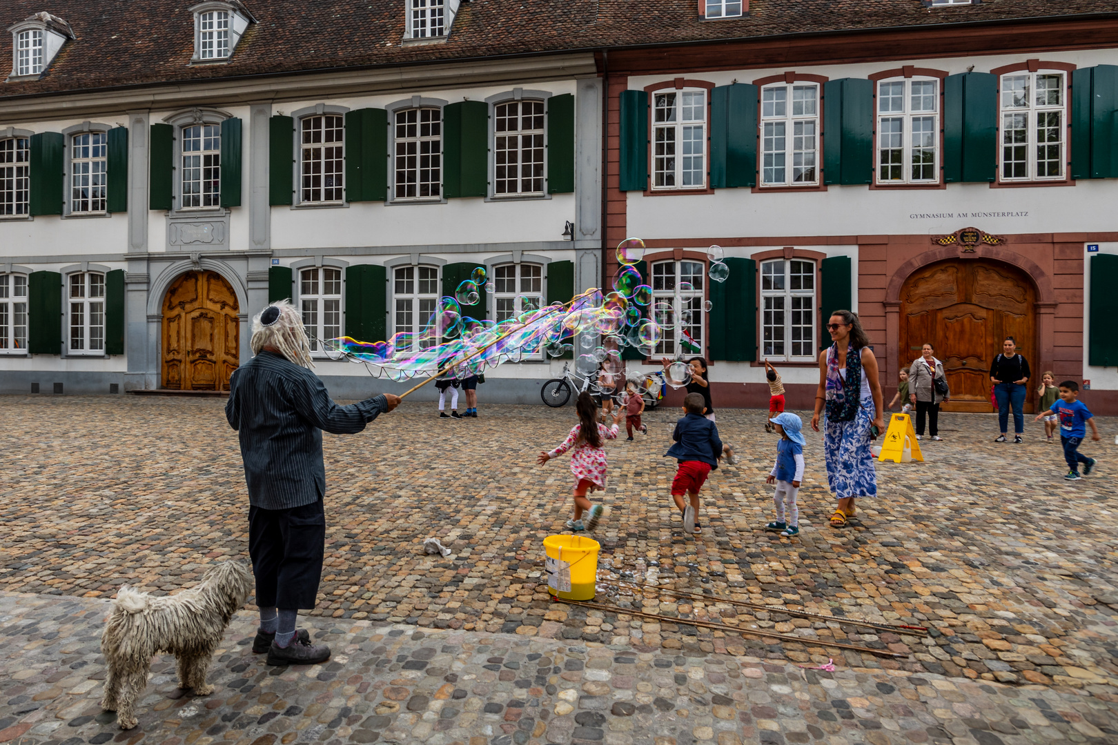 Der Seifenblasenmann Foto & Bild | streetfotografie mit menschen, kunstfotografie & kultur ...