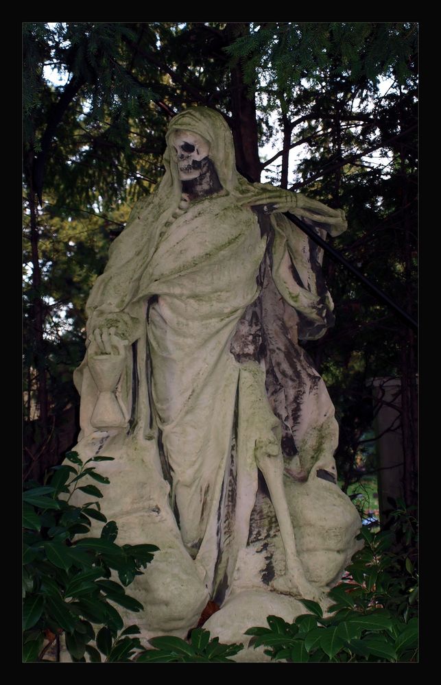 Der Sensenmann Foto & Bild | architektur, friedhöfe, engel und co ...