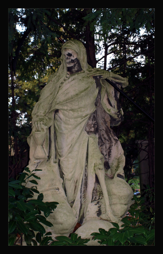 Der Sensenmann Foto & Bild | architektur, friedhöfe, engel und co ...