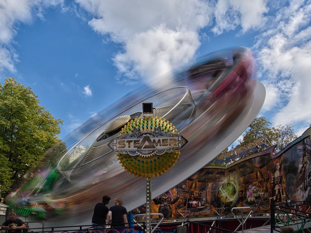 Der Steamer in Action Foto & Bild | streetfotografie ohne menschen ...