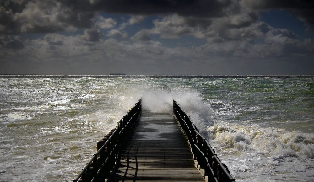 Der Steg Foto & Bild | experimente, landschaft, meer & strand Bilder ...