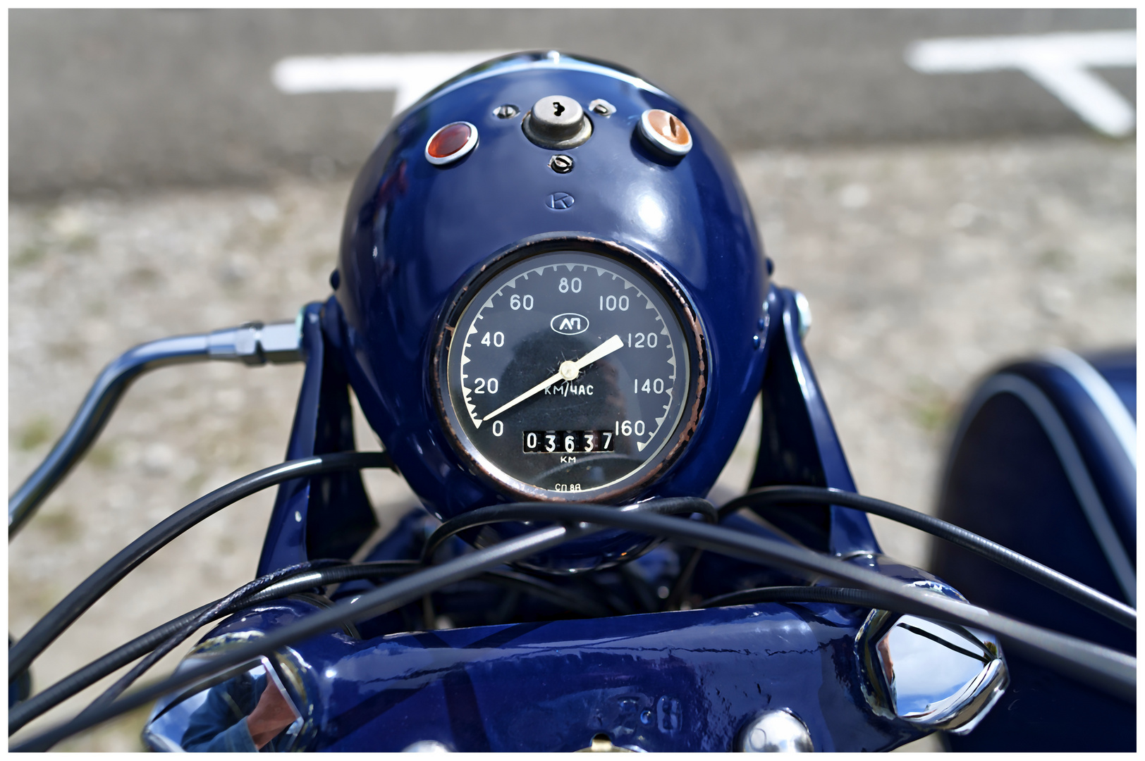 Der Tacho macht in blau Foto & Bild | autos & zweiräder, projekte ...