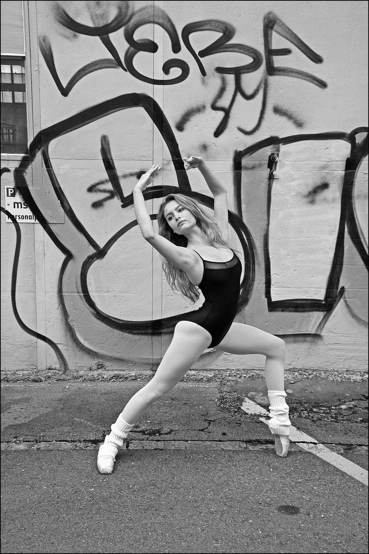 Der Tanz Foto & Bild | erwachsene menschen, portrait, portrait frauen ...