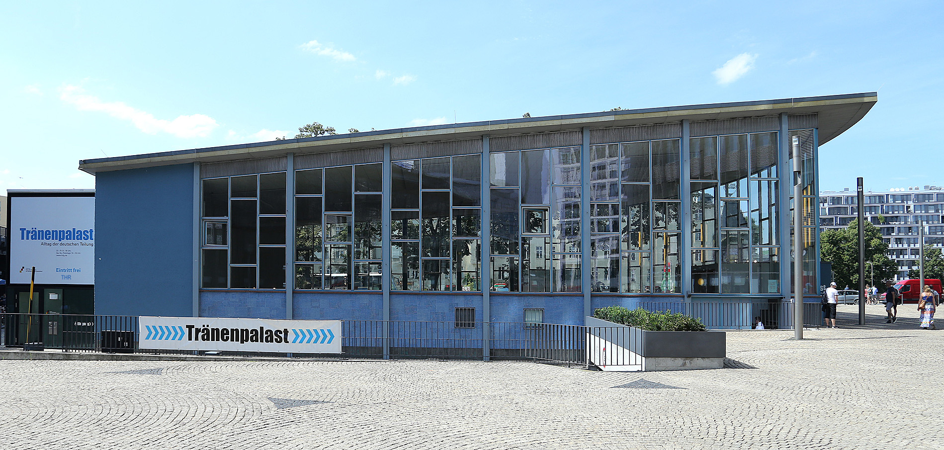 Der Tränenpalast in Berlin Foto & Bild | world, dokumentation, berlin ...