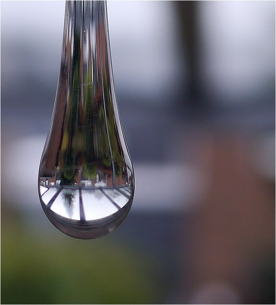 Der Tropfen Foto & Bild | farbe, stillleben, glas Bilder auf fotocommunity