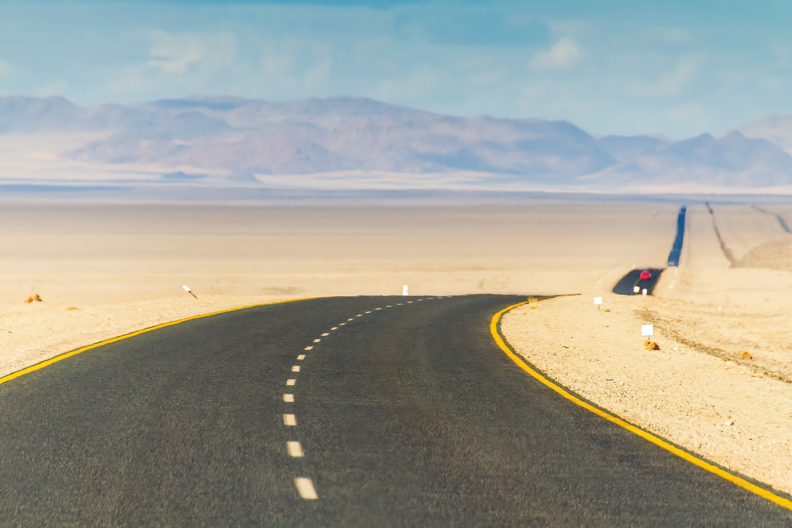 Der Weg durch die Wüste Foto & Bild | africa, southern africa, namibia ...
