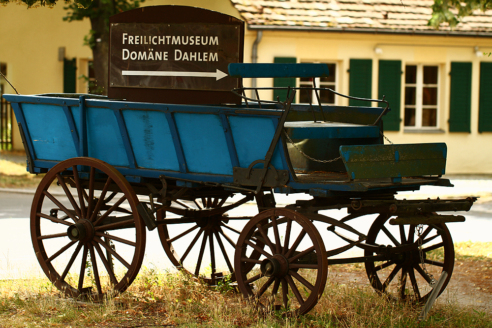 Der Wegweiser .... Foto & Bild | deutschland, europe, berlin Bilder auf ...