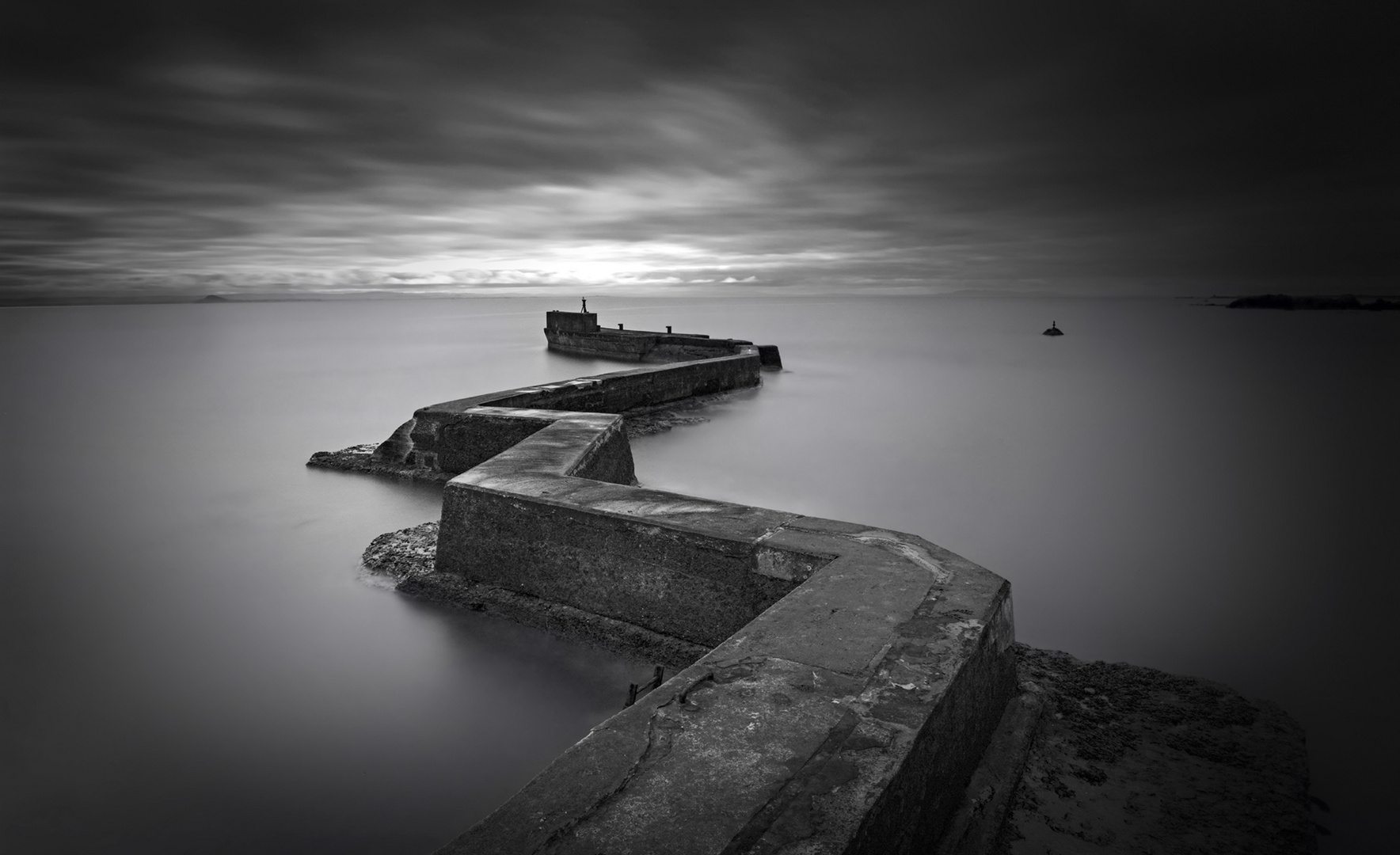 Der Wellenbrecher Foto & Bild | meer, natur, langzeitbelichtung Bilder ...