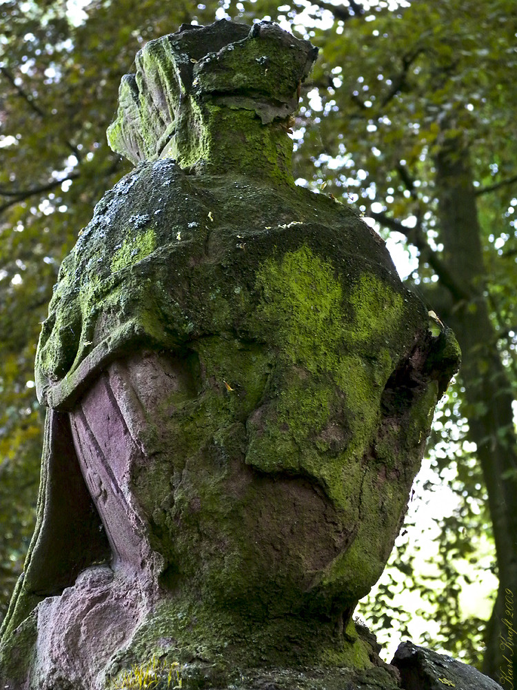 Der Zahn der Zeit Foto & Bild | architektur, friedhöfe, grabsteine ...