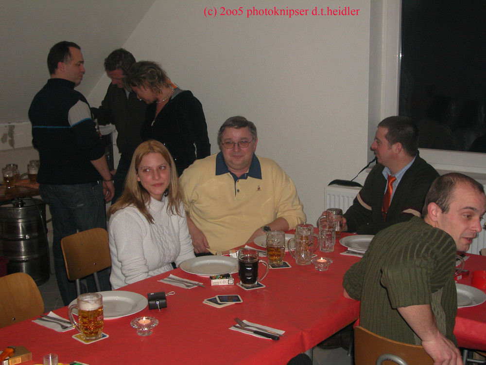 Der Zusammenhalt in der Gemeinschaft ist hervorragent Foto & Bild | erwachsene menschen, gruppen ...