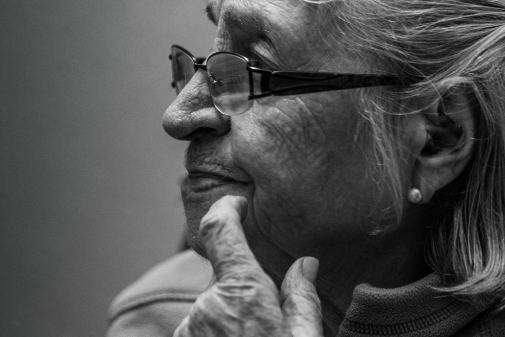 Der Zweifel Foto & Bild | portrait, emotionen, portrait frauen Bilder ...