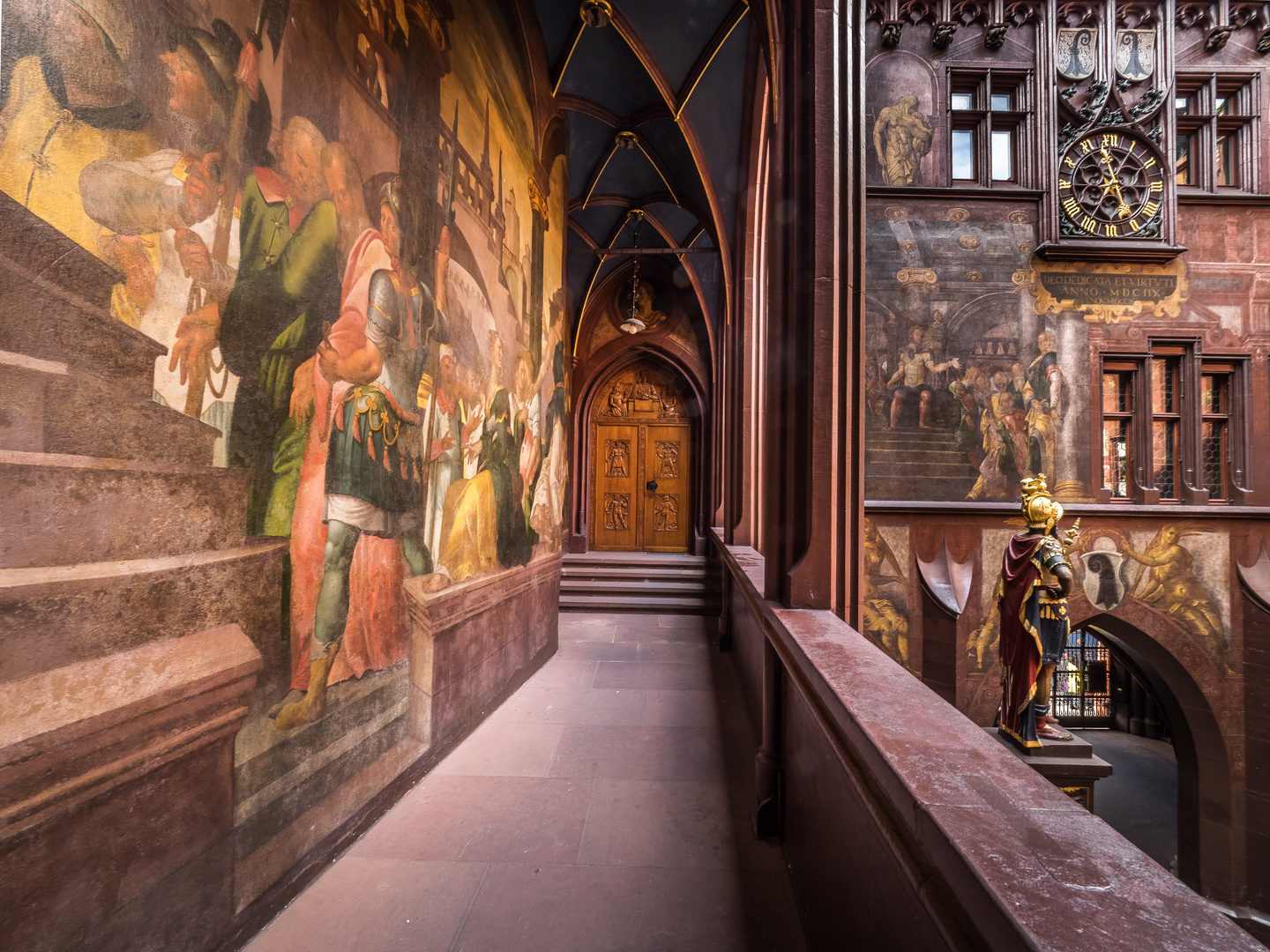 Detail Innenhof Basler Rathaus Foto & Bild | architektur, sakralbauten ...