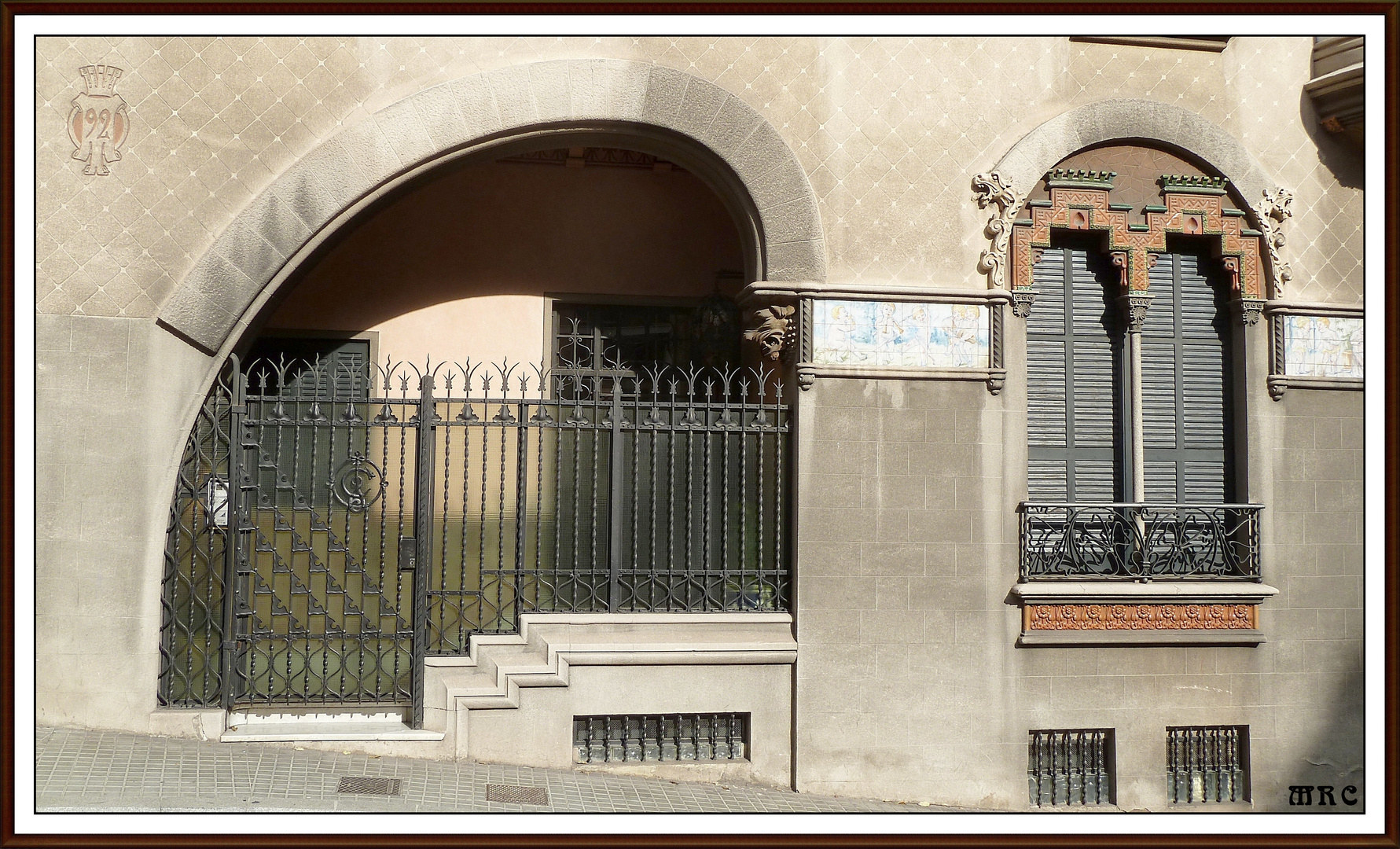 DETALLE, ARCO RAMPANTE. BCN Imagen & Foto | ciudades, motivos Fotos de ...