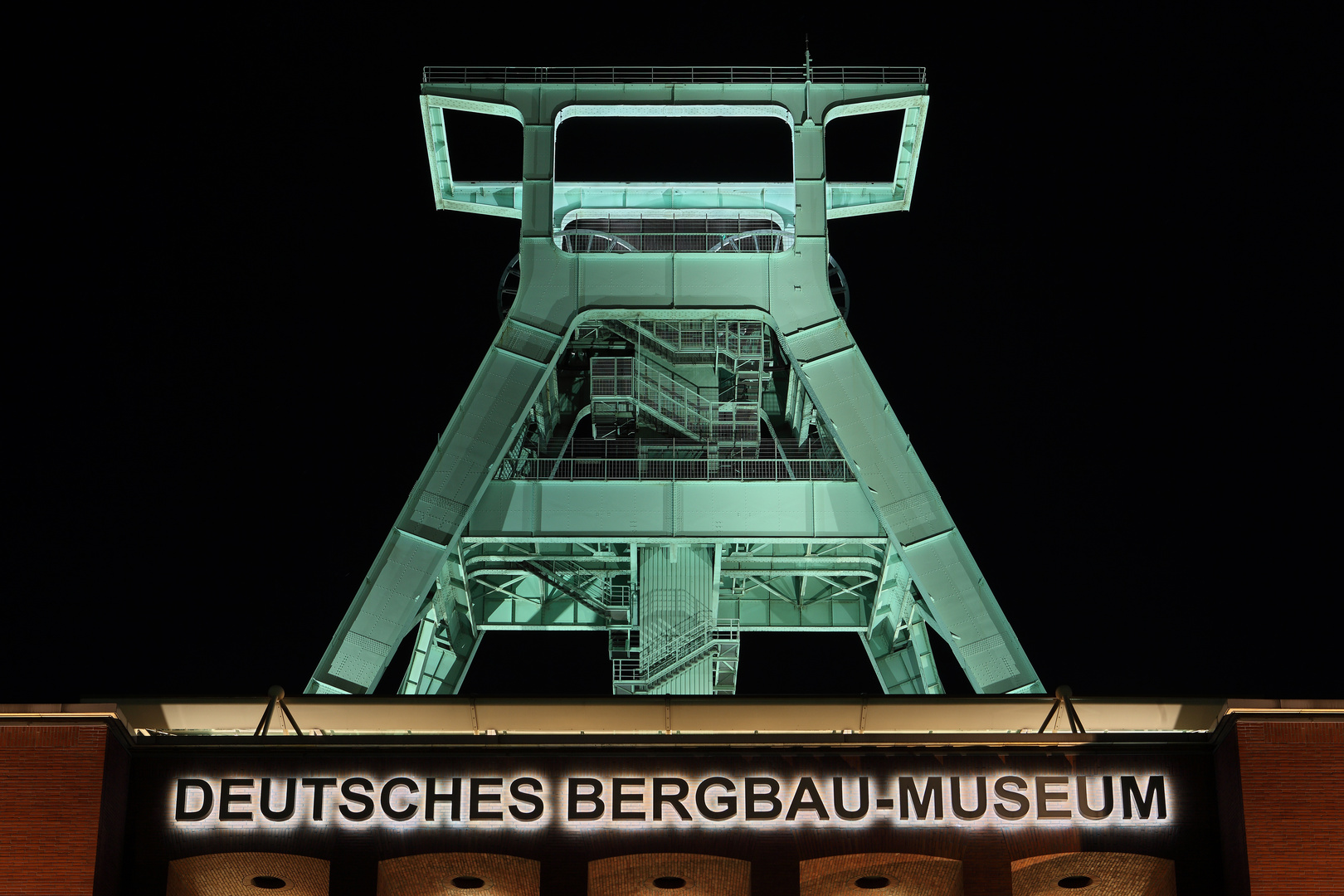 Deutsches Bergbau-Museum I Foto & Bild | architektur, architektur bei ...