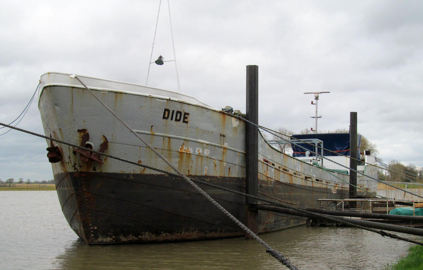 DIDE ... Foto & Bild | dokumentation, wasser, hafen Bilder auf ...