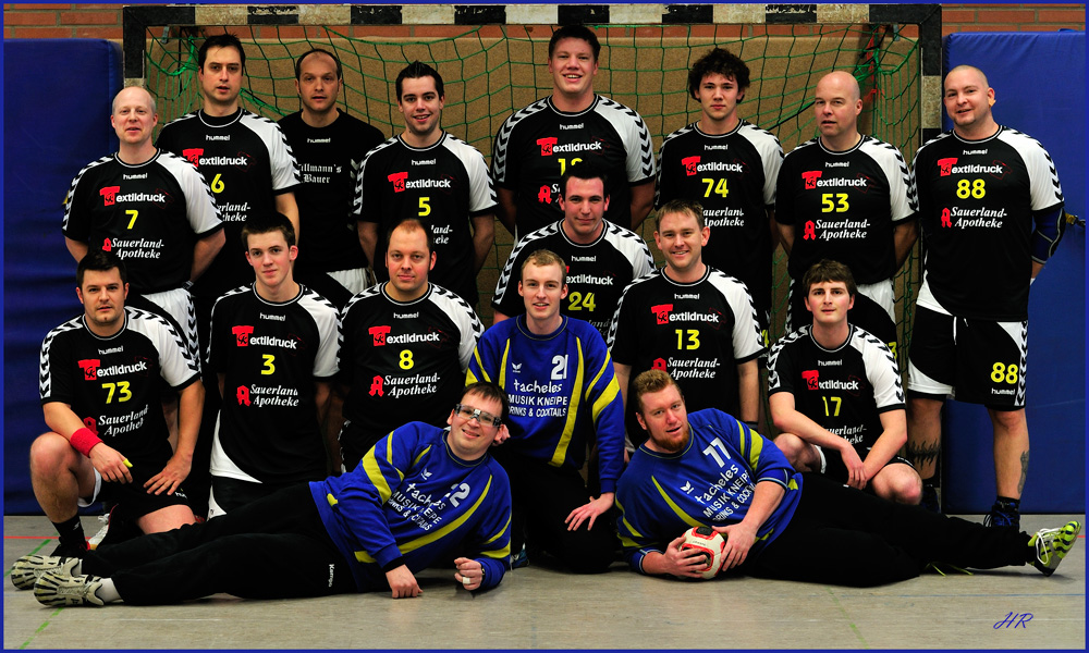 Die 2. Herrenmannschaft des TV. Neheim Foto & Bild | sport, ballsport ...