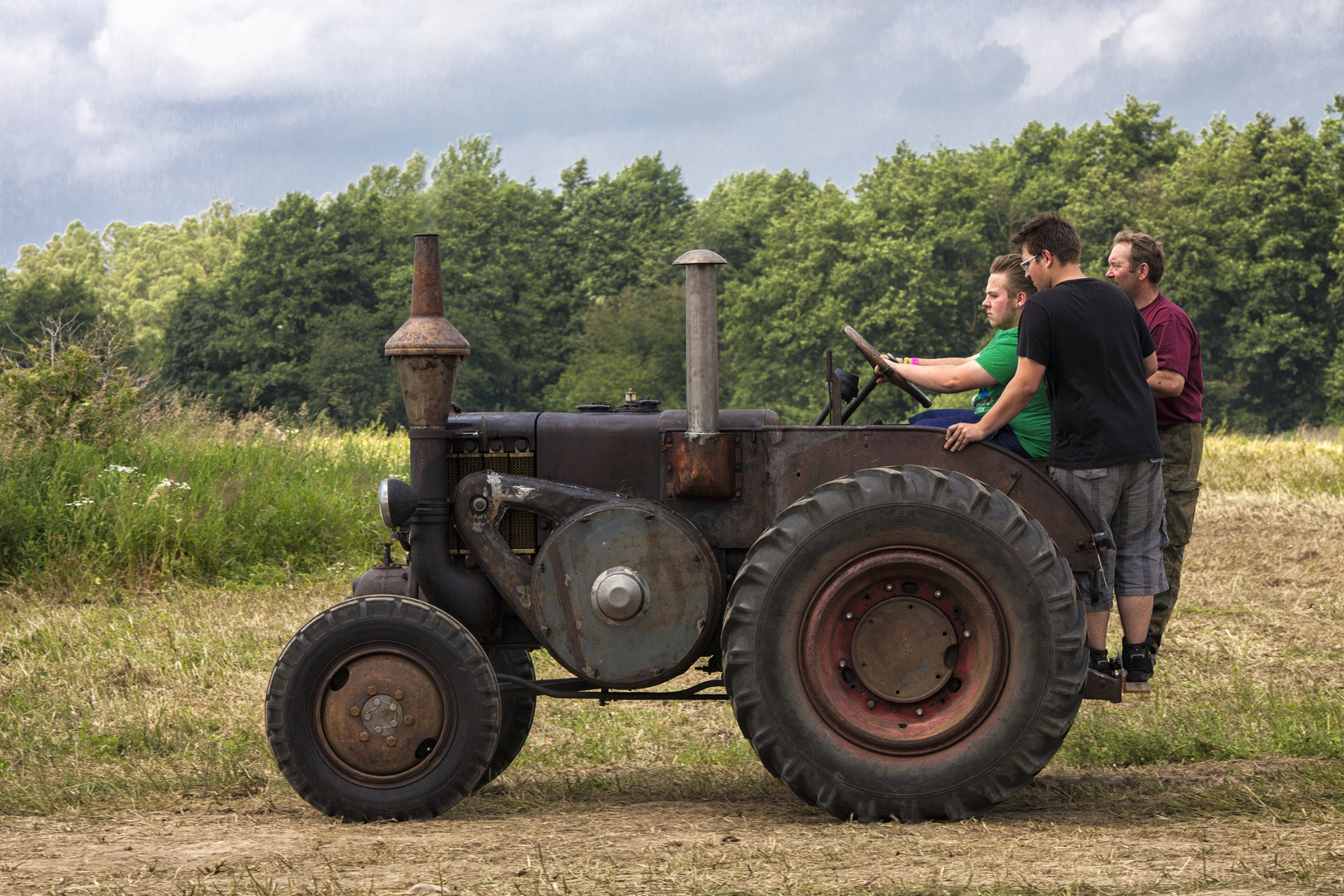 die 3 Lanzer Foto & Bild | industrie und technik, traktoren ...