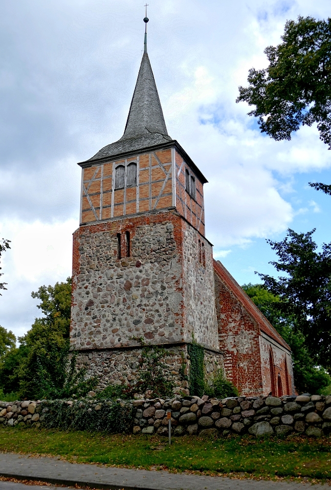 Die alte Kirche... Foto & Bild | architektur, sakralbauten ...