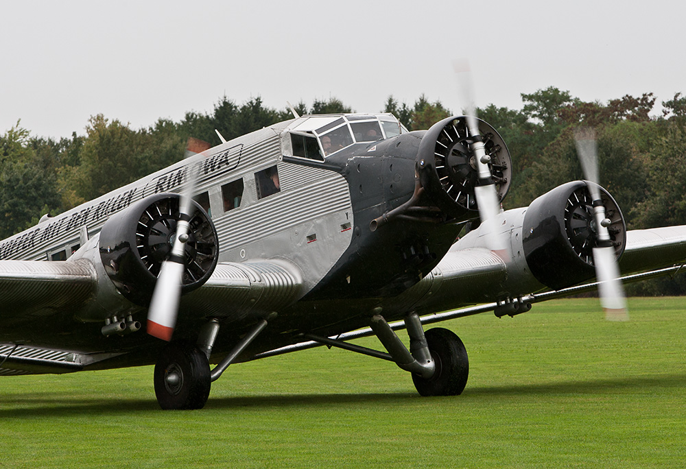 Die alte Tante JU Foto & Bild | luftfahrt, oldtimer-flugzeuge, ju-52 ...