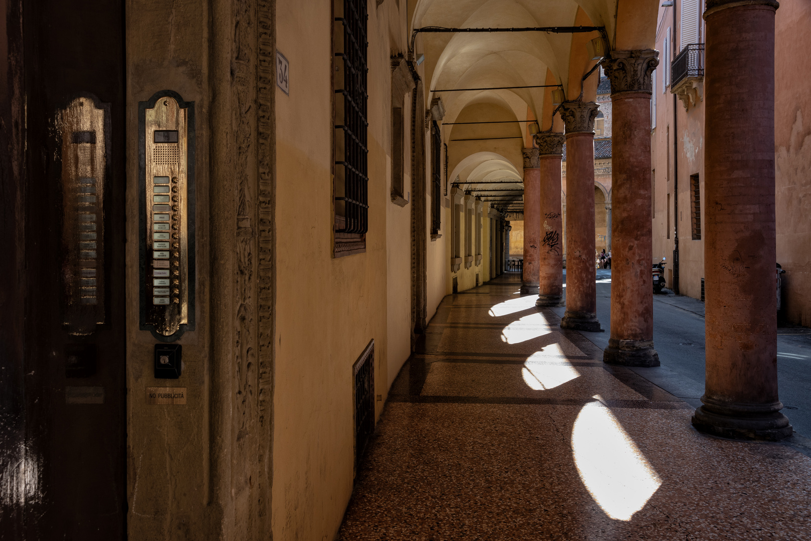 die Arkaden... Foto & Bild | italy, sonne, schatten Bilder auf fotocommunity