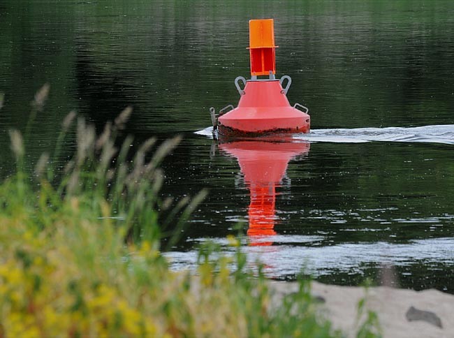 Die Boje Foto & Bild | schiffe und seewege, seewege und seezeichen ...