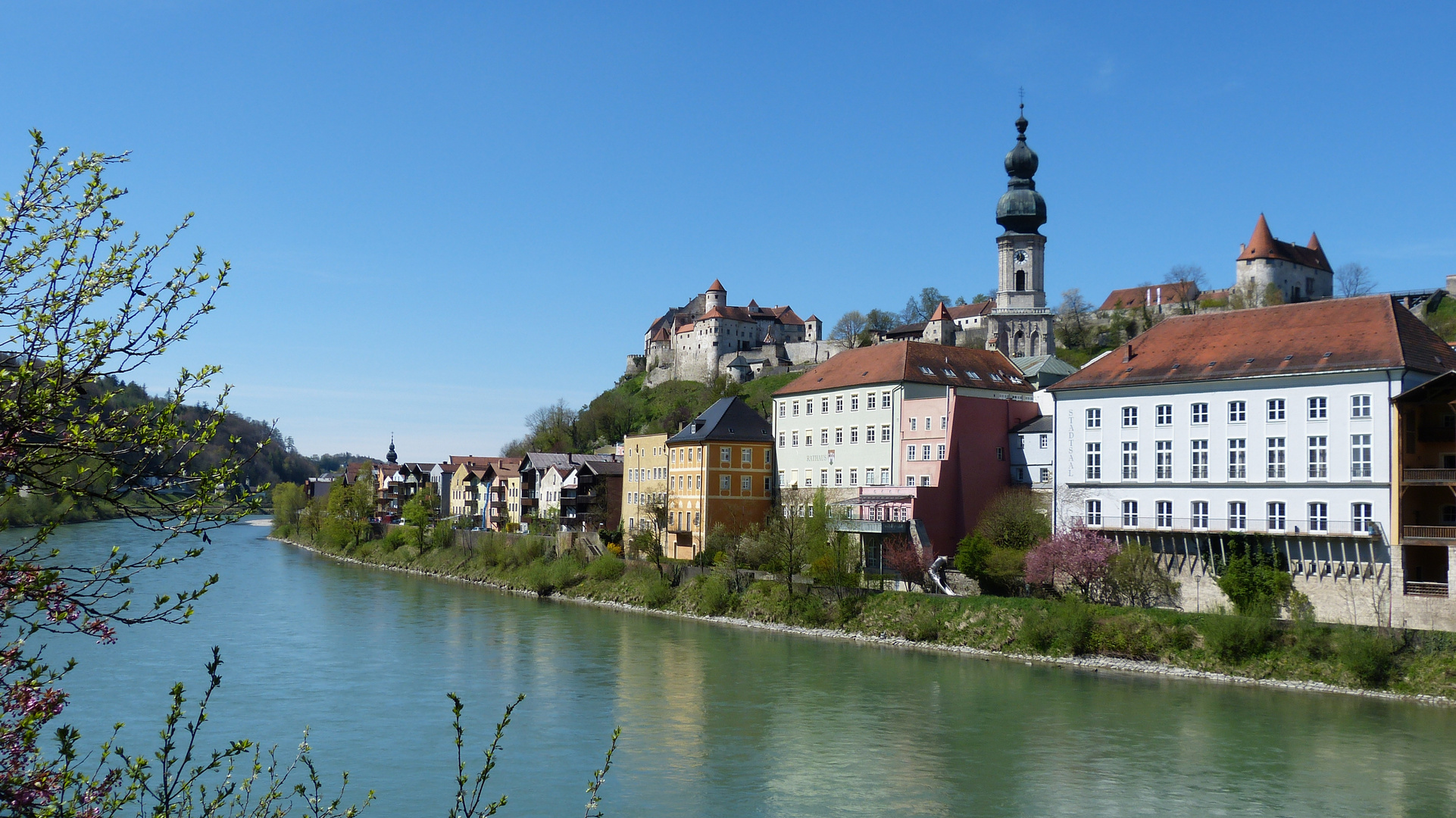 Die Burg zu Burghausen Foto & Bild | deutschland, europe, bayern Bilder ...