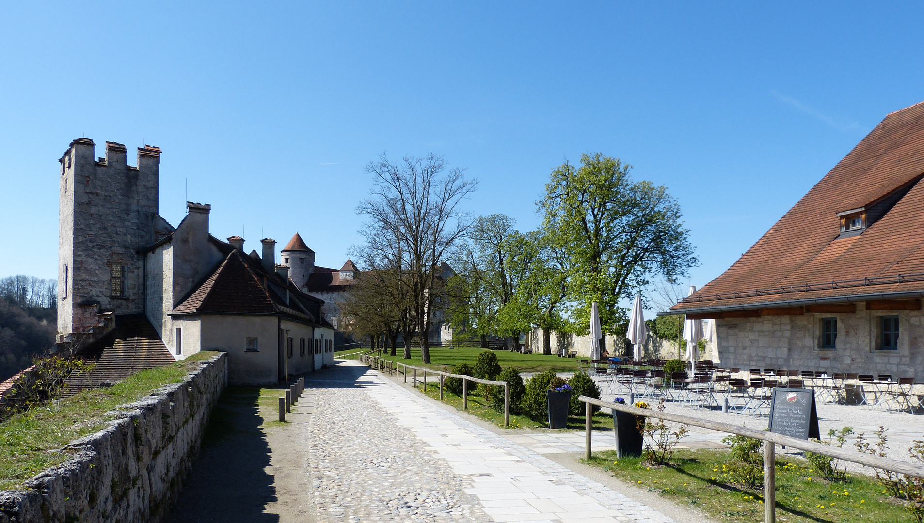 Die Burg zu Burghausen Foto & Bild | deutschland, europe, bayern Bilder ...