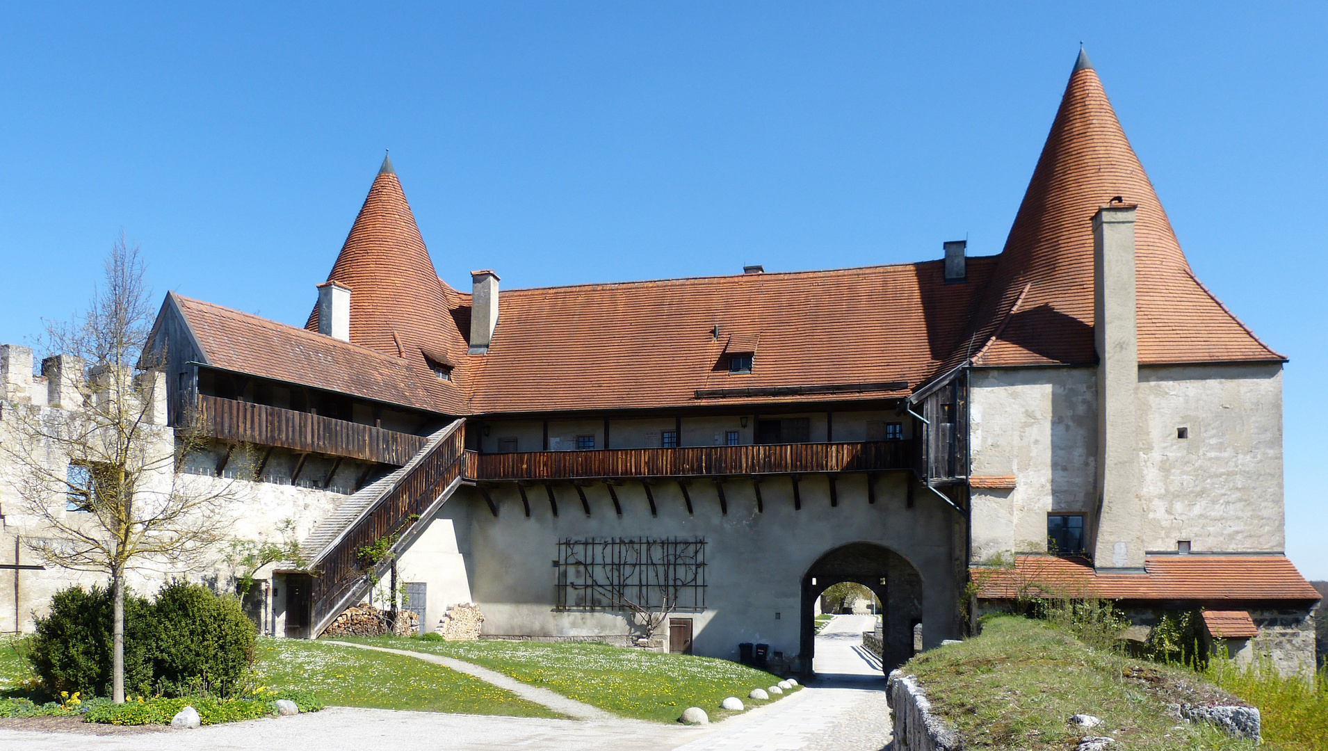 Die Burg zu Burghausen Foto & Bild | deutschland, europe, bayern Bilder ...