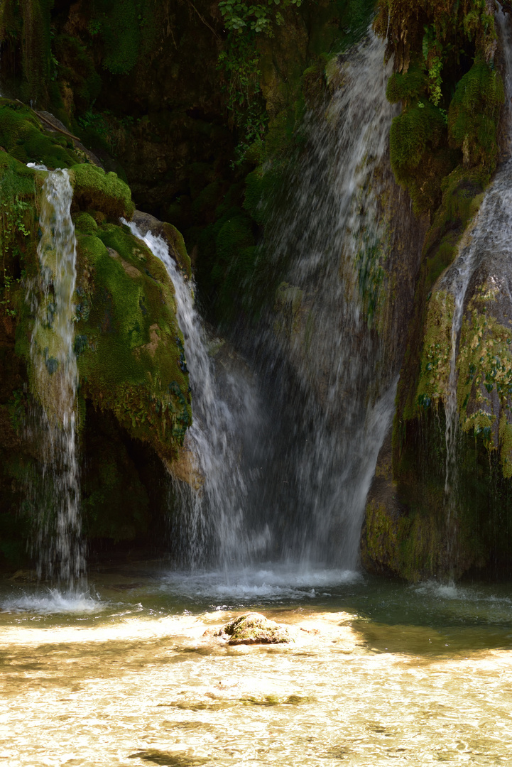 Die Cascade des tufs in Les Planches Foto & Bild | europe, france ...