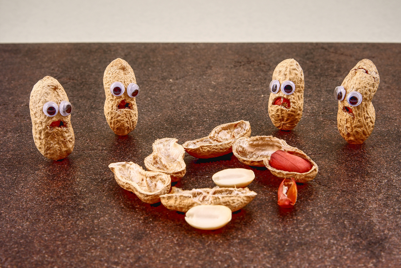 Die Erdnuss Foto & Bild | stillleben, arrangierte szenen, essen Bilder ...