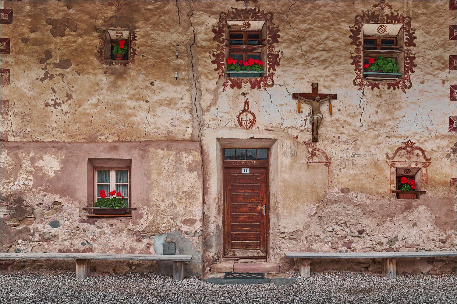 Die Fassade Foto & Bild | architektur, reportage dokumentation, europe Bilder auf fotocommunity