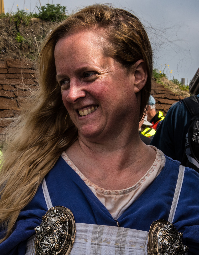 Die freundliche Wikingerin DSC_2561-2 Foto & Bild | erwachsene menschen ...