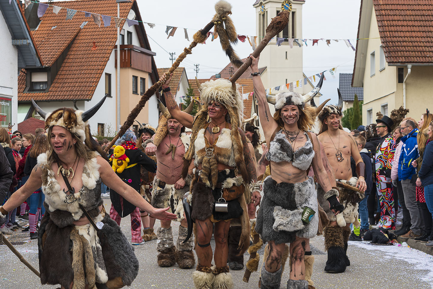 Die Germanen kommen Foto & Bild | erwachsene menschen, fashion ...