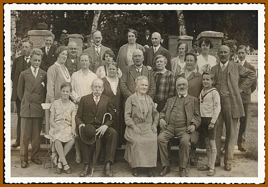 Die Großfamilie Foto & Bild | erwachsene menschen, gruppen, mehrere menschen Bilder auf ...