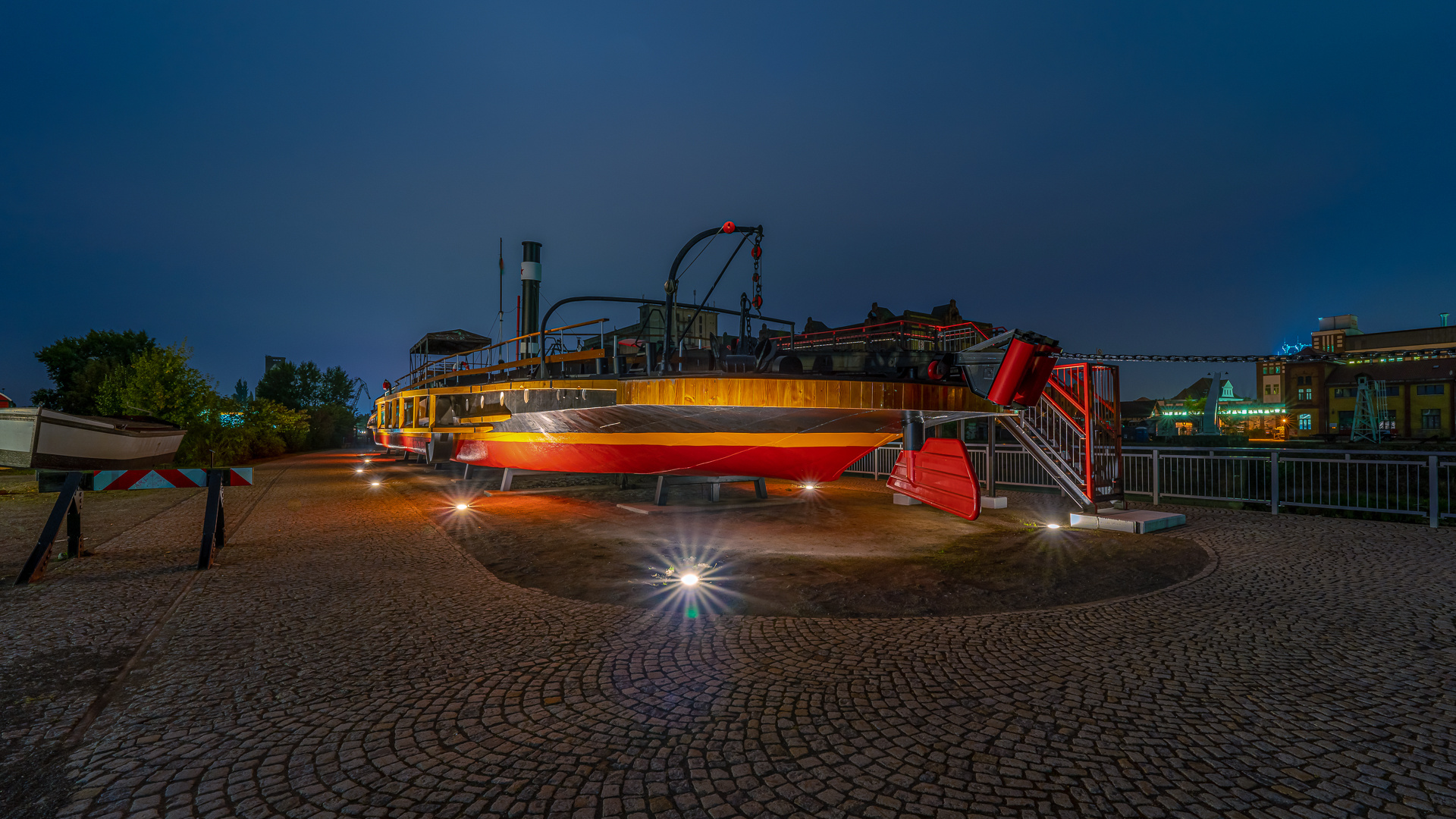 Die Gustav Zeuner Foto & Bild | fotos, blaue stunde, deutschland Bilder ...