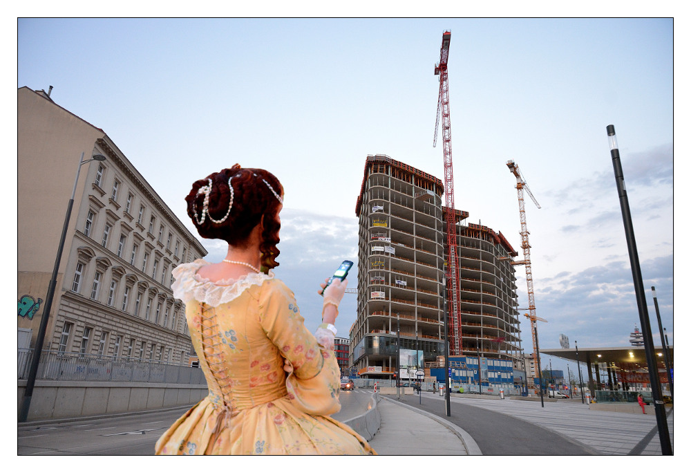 Die Herrin der Kräne Foto & Bild | fotomontage, composing , composings Bilder auf fotocommunity