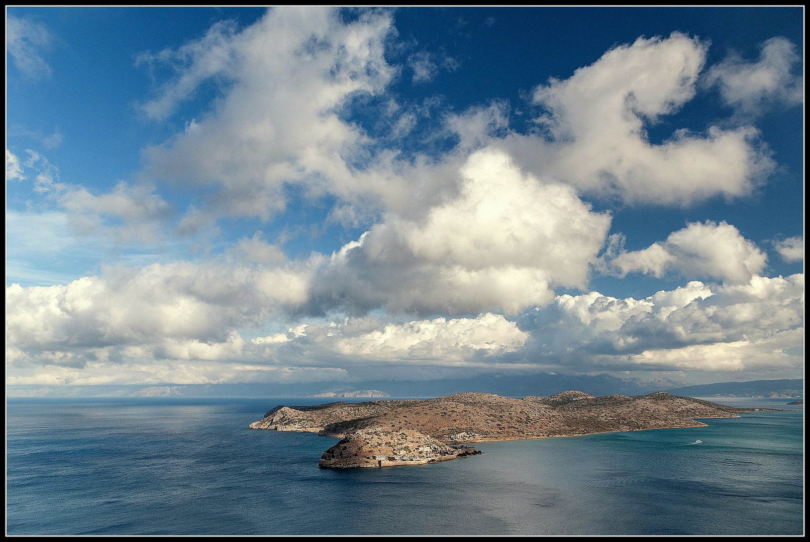 Die Insel des Todes. Foto & Bild | world, meer, natur Bilder auf ...