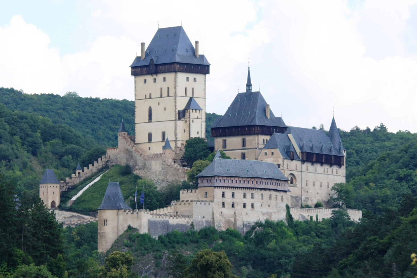 die Karlsburg Foto & Bild | architektur, schlösser & burgen ...