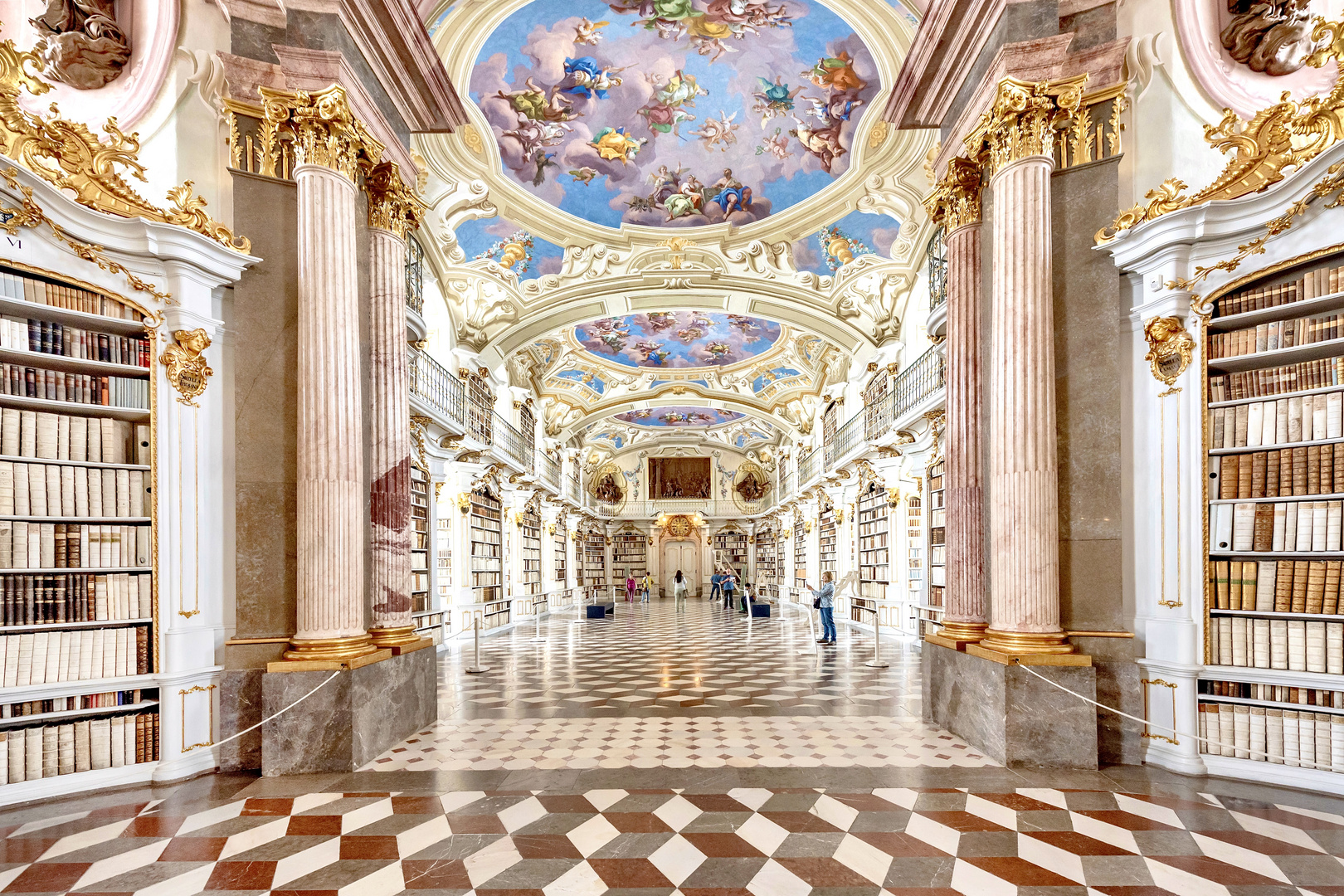 Die Klosterbibliothek im Benediktinerstift Admont Foto & Bild | world, spezial, kloster Bilder ...