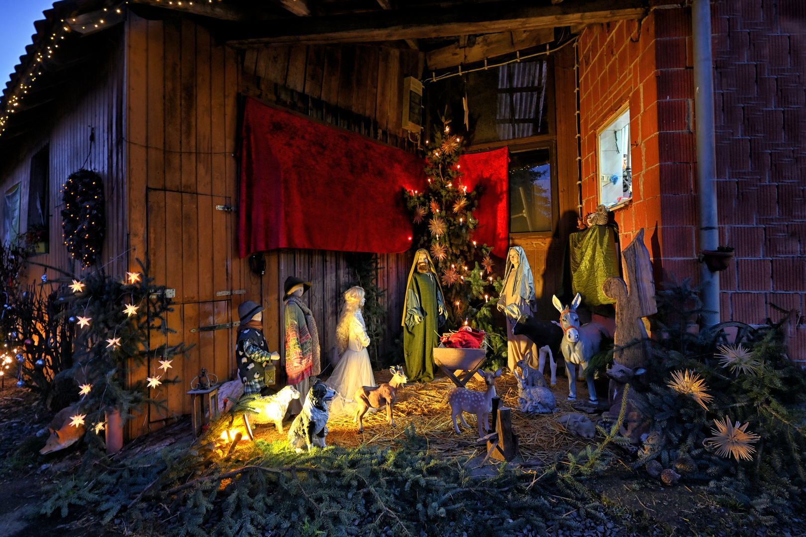 die Krippe vor dem Stall... Foto & Bild | monatswettbewerbe, archiv, wir sagen danke! Bilder auf ...