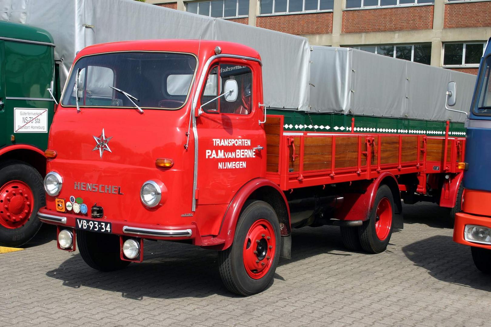 Die Laster von Essen 01 Foto & Bild | autos & zweiräder, oldtimer ...
