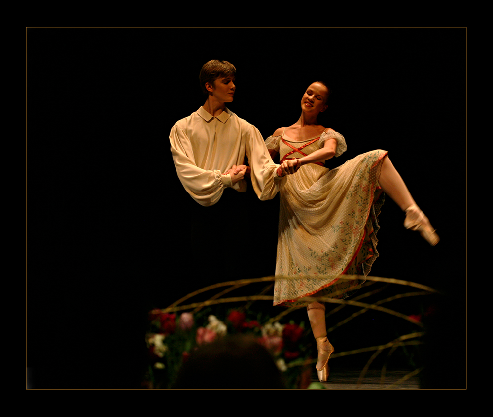 die Leichtigkeit des Seins Foto & Bild | kunstfotografie & kultur, tanz, ballett Bilder auf ...