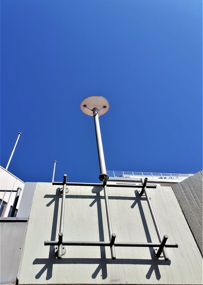 Die Leuchte zum Himmel Foto & Bild | deutschland, europe, saarland ...