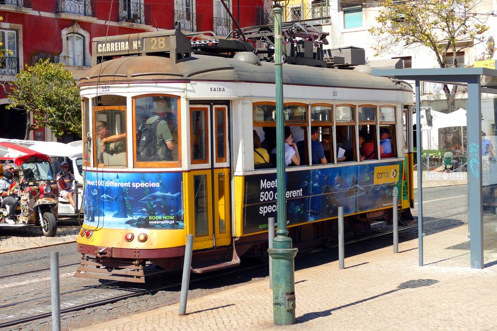 Die Linie 28E der Straßenbahn Lissabon, Foto & Bild | world, spezial ...