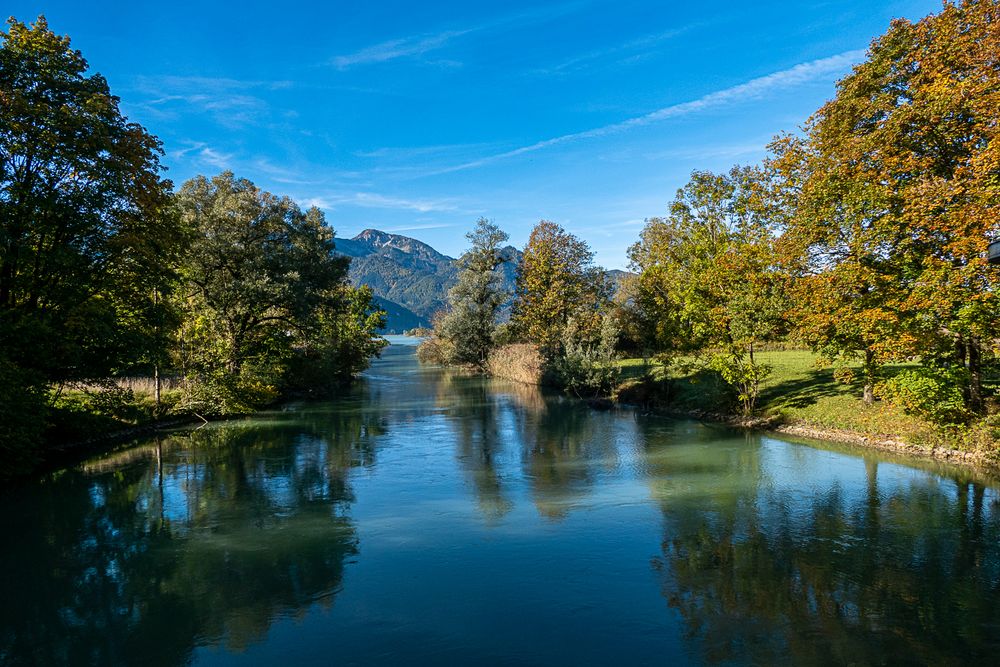 Die Loisach im Herbst Foto & Bild | landschaft, bach, fluss & see ...